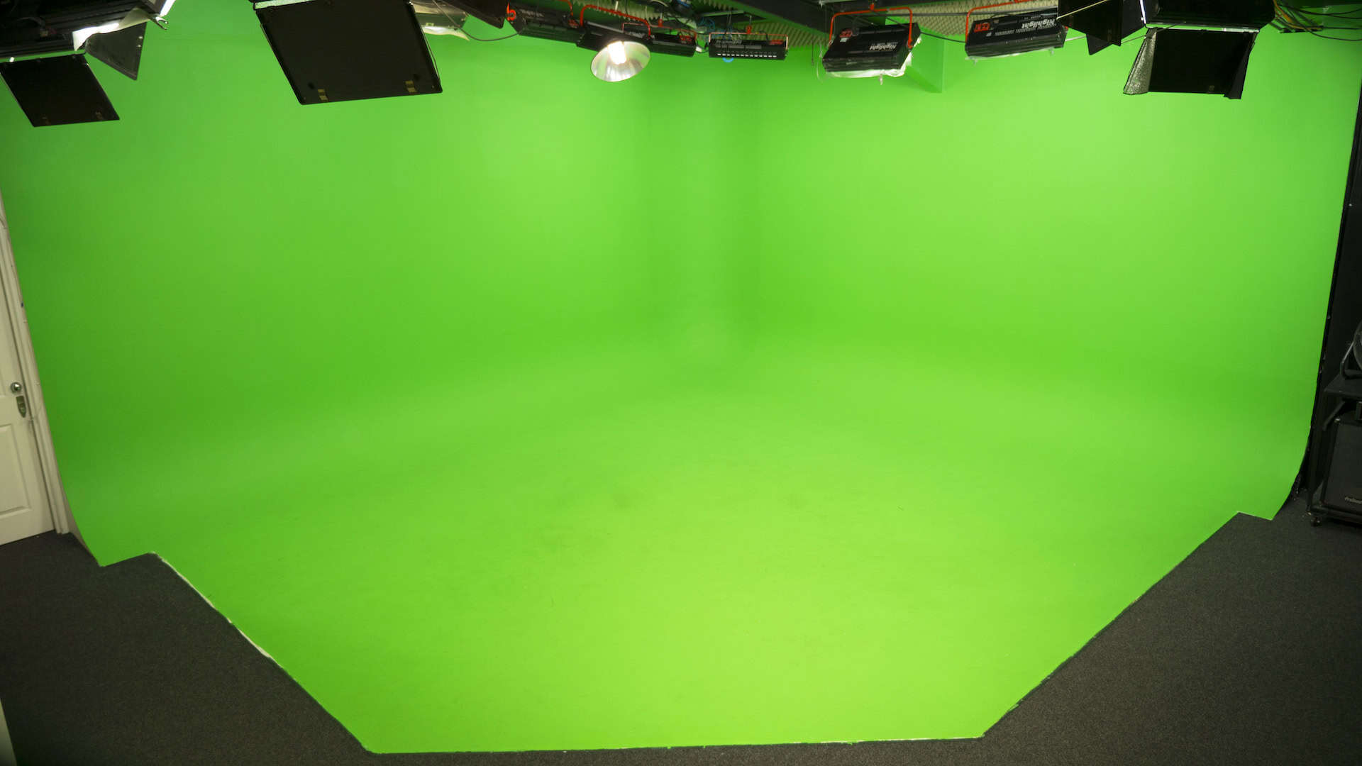 Why Is A Greenscreen Green? - Galleon Studio Hire